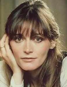 Margot Ruth Height, Weight, Body Measurements - Searchceleb