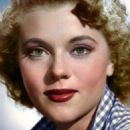 Peggie Castle Height, Weight, Body Measurements - Searchceleb